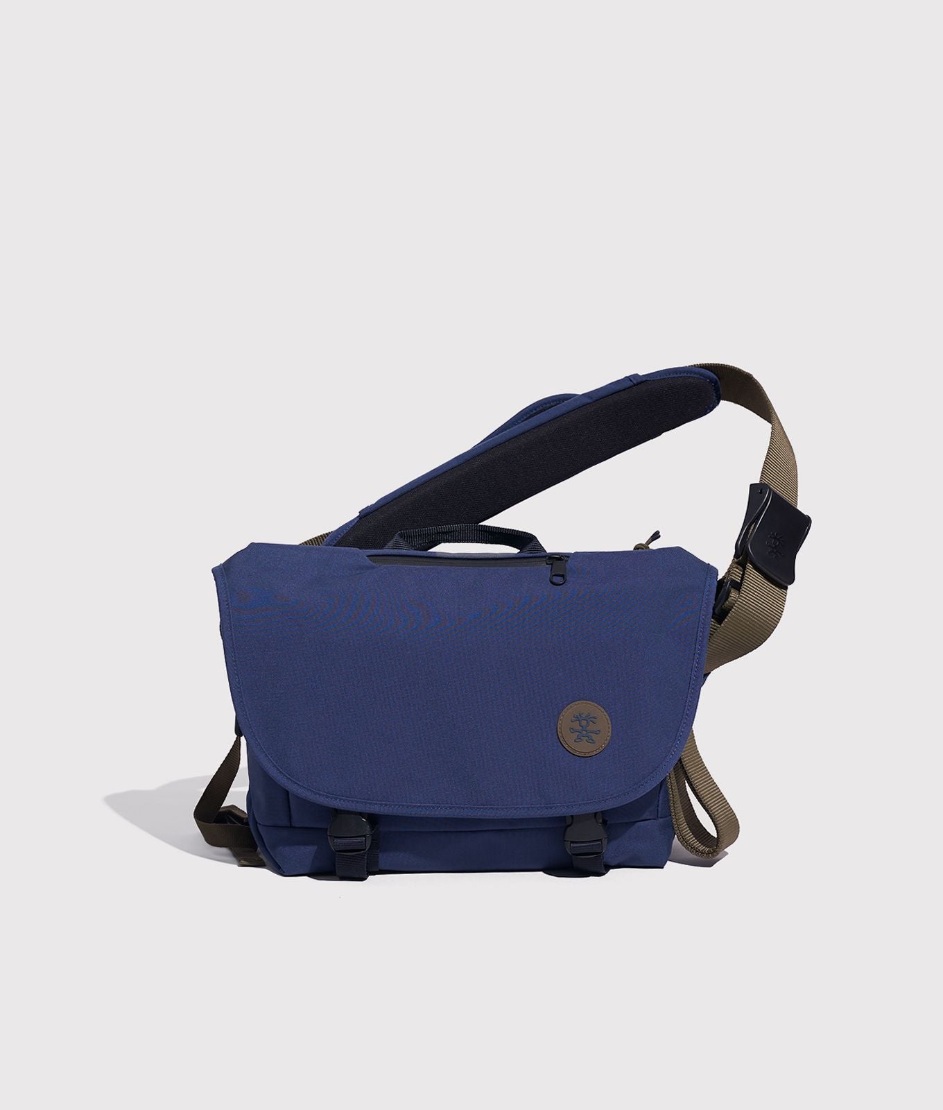 Brace – Crumpler Australia