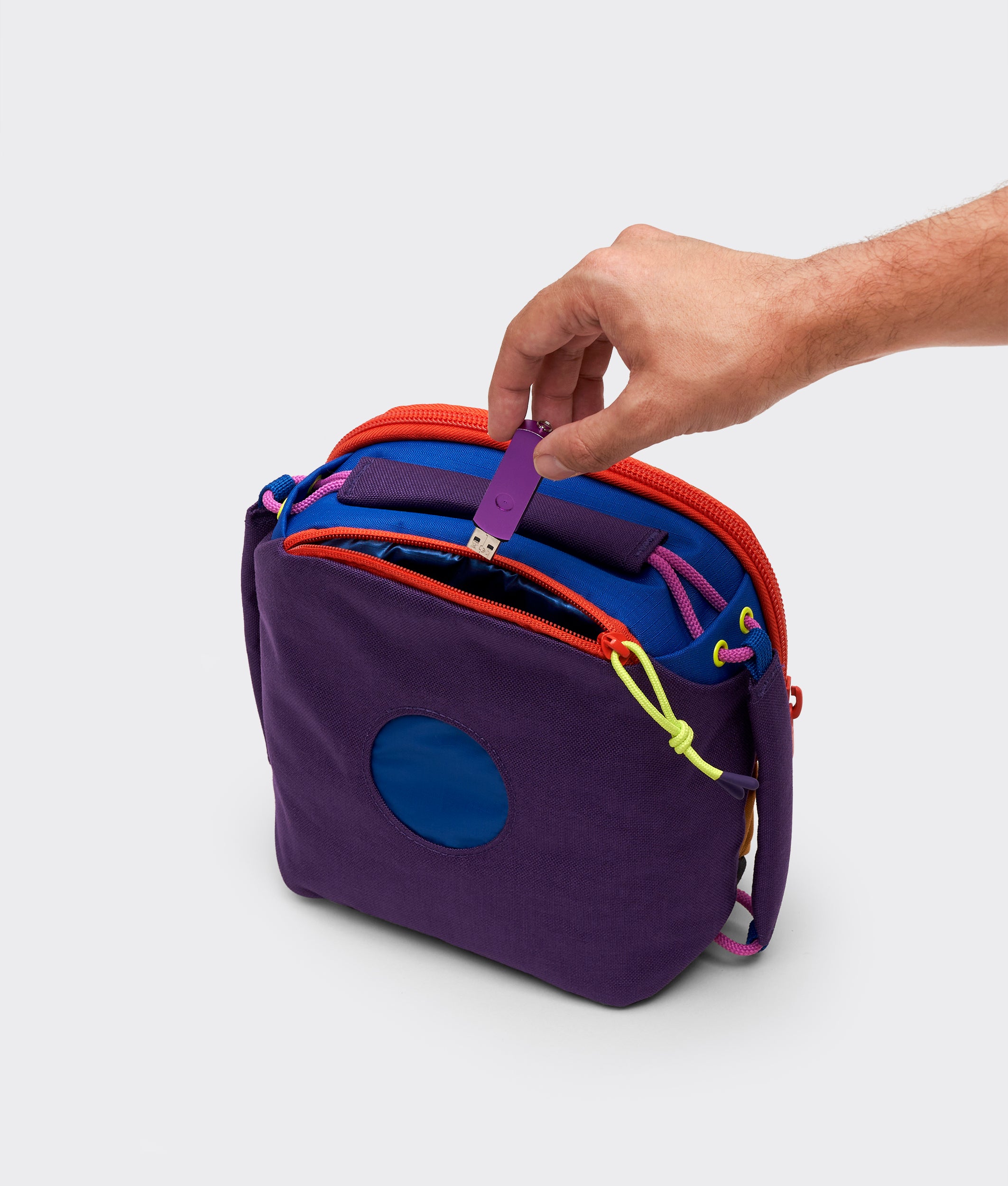 Cosmic Taco – Crumpler Australia