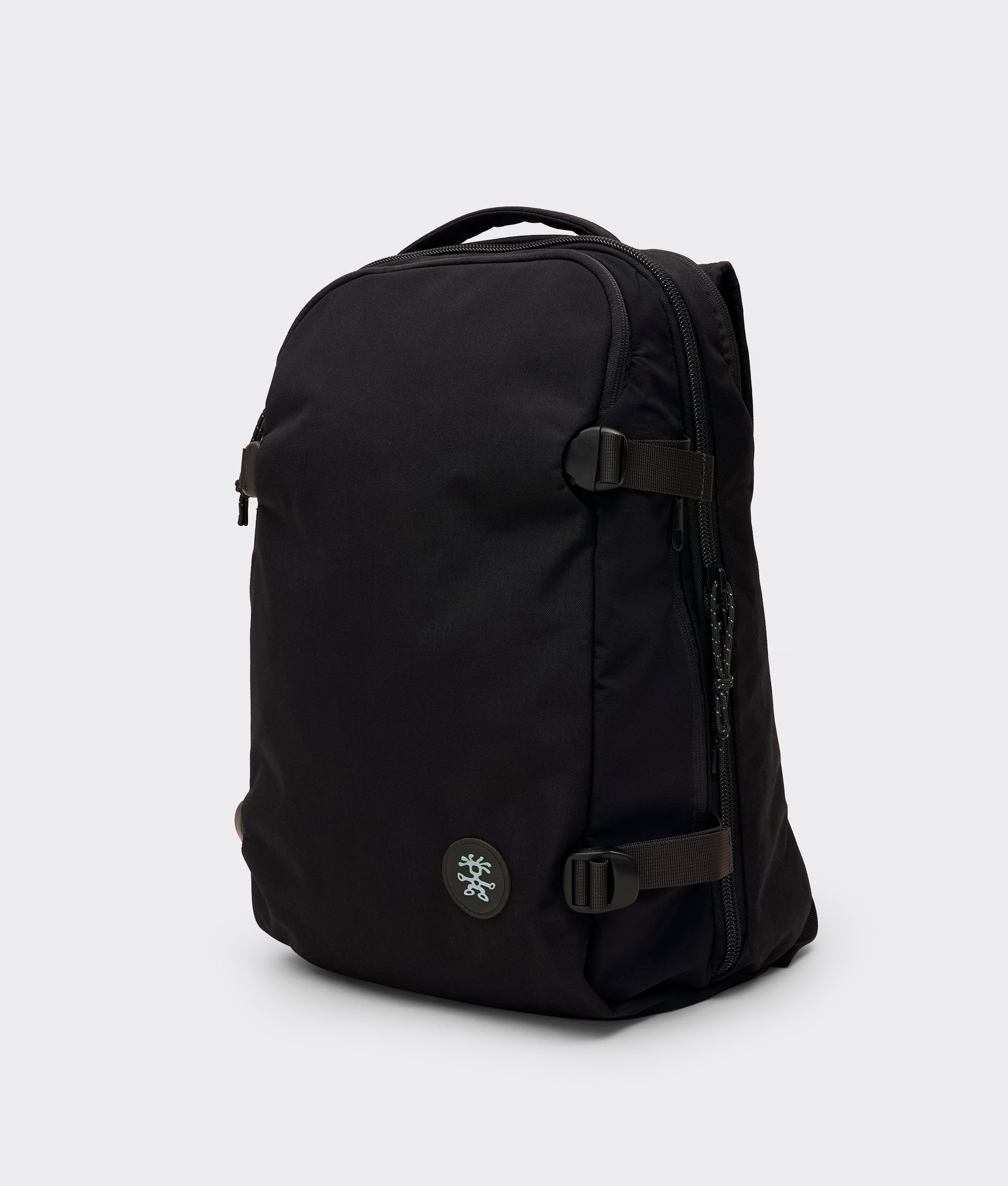 Round Table Banquet – Crumpler Australia