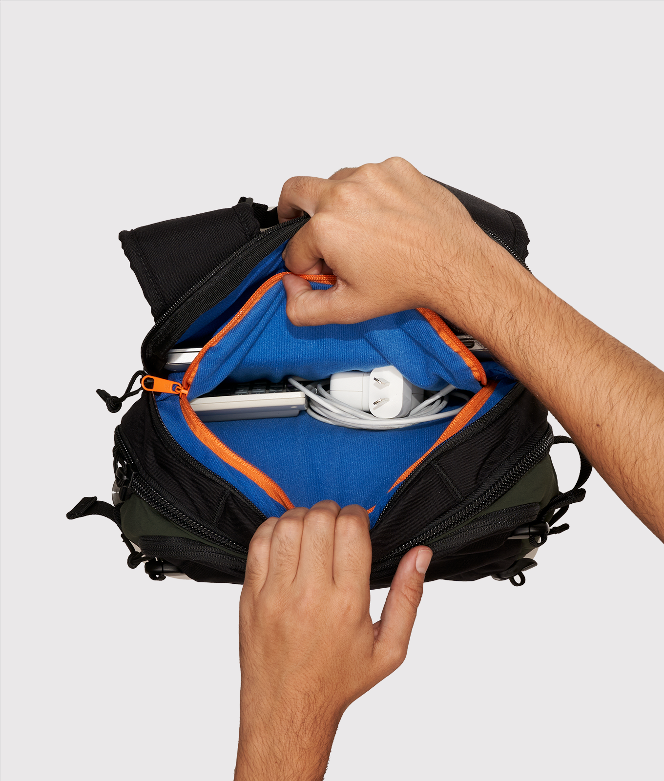 Round Table Banquet – Crumpler Australia