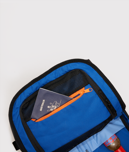 Round Table Banquet – Crumpler Australia