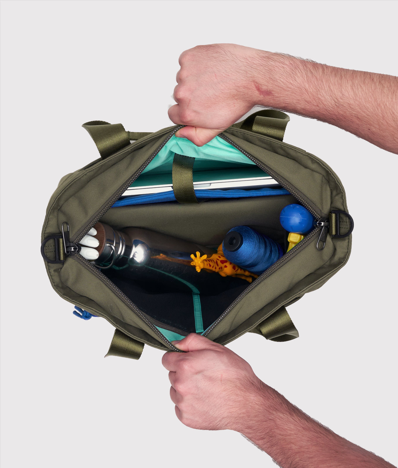 Tad – Crumpler Australia